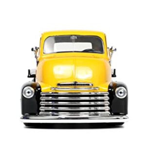 Jada Toys Just Trucks 1952 Chevy COE Flatbed Die-cast Car Yellow/Black, Toys for Kids and Adults (33848)