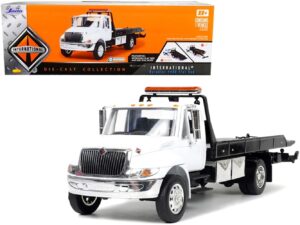 international durastar 4400 flatbed tow truck die-cast car, toys for kids and adults, white