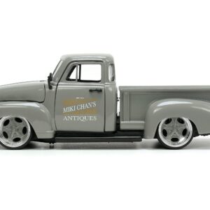 Jada Toys Just Trucks 1:24 1953 Chevy Pickup Die-cast Car Gray with Tire Rack, Toys for Kids and Adults