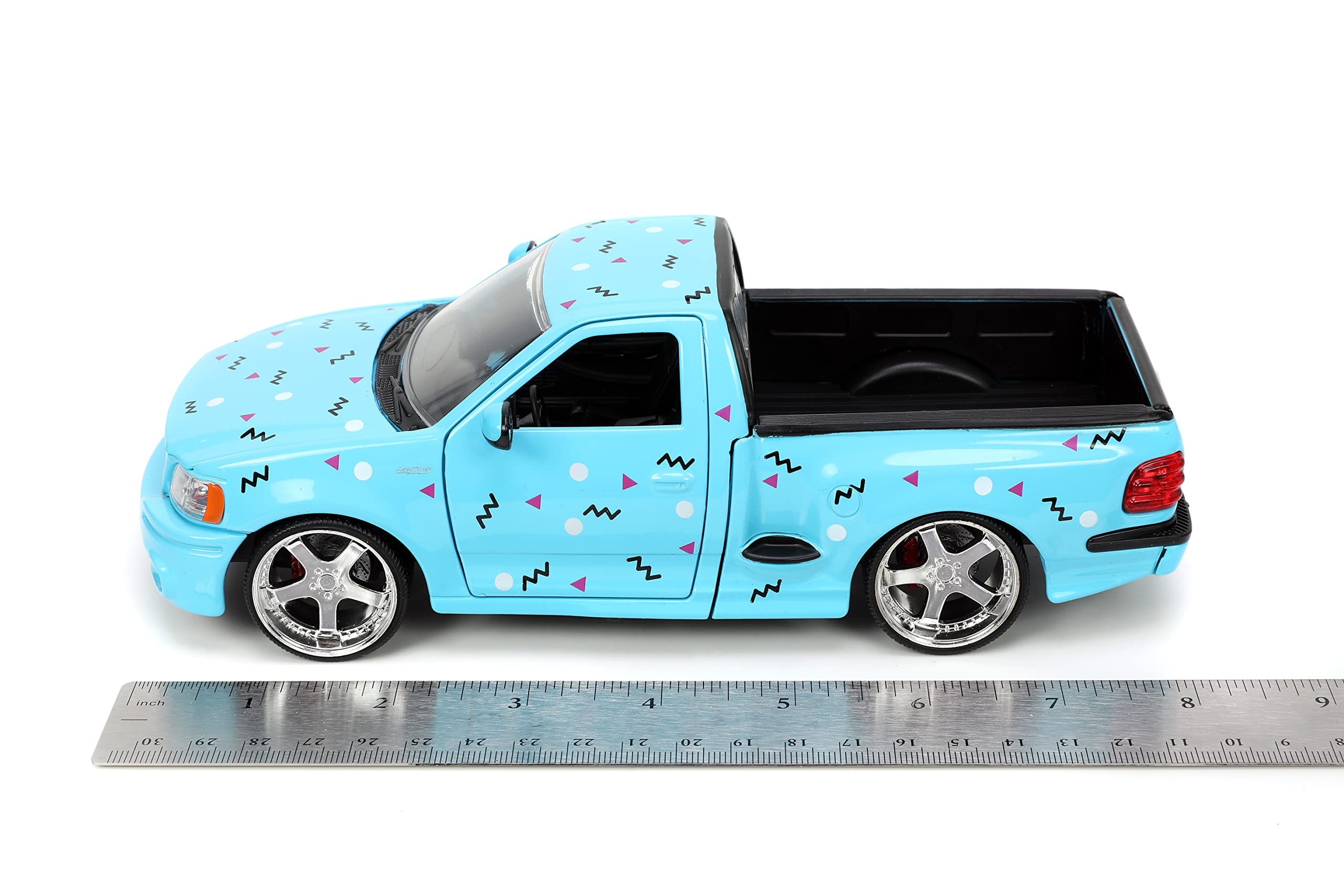 Jada Toys I Love The 90’s 1:24 1999 Ford F150 SVT Lightning Die-cast Car, Toys for Kids and Adults, Sky Blue (26136)