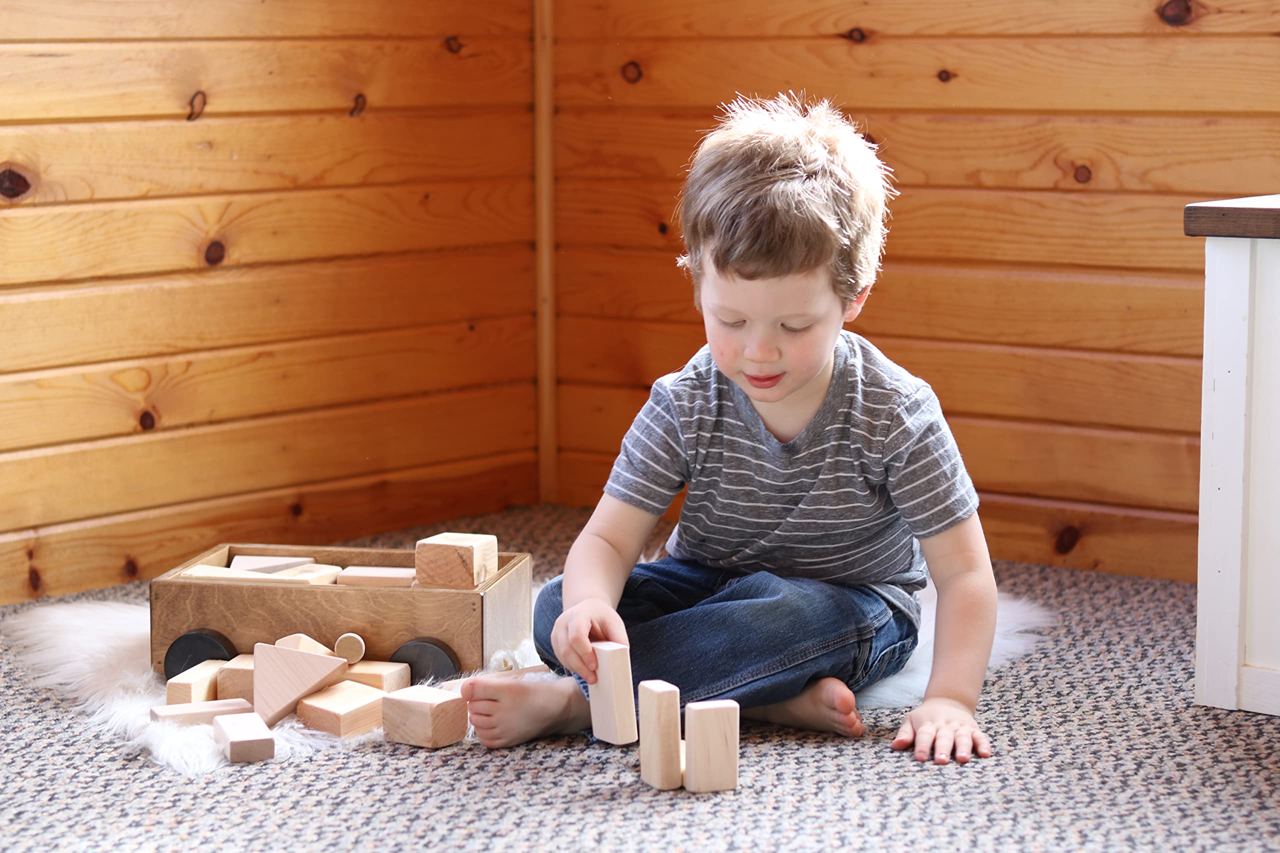 AmishToyBox.com Wooden Toddler Pull Wagon Toy with 24 Wood Building Blocks (Harvest Stain)