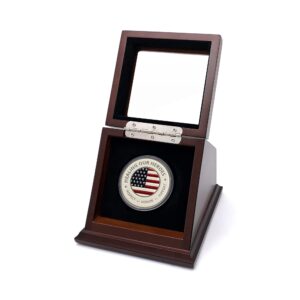 chez monett challenge coin display case walnut color 1.5-1.75 inch 38-44.5 mm coin holder 1 slot