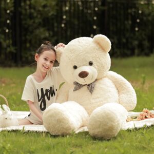 Poutmac 47 inch Giant Teddy Bear Stuffed Animal White Big Plush Teddy Bear Valentine's Gift for Girlfriend Soft Stuffed Bear Animals for Christmas,Birthday,Mother's Day