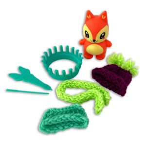 PlayMonster Little Knitty Bittys Fox - Beginner Knitting Craft Kit - Makes 3 Mini Projects - Collect & Trade Clothes - Ages 7+