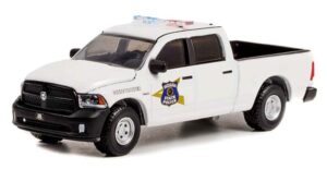 greenlight 42990-c hot pursuit series 41-2018 ram 1500 - indiana state police state trooper 1/64 scale diecast