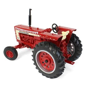 ERTL 1/16 Farmall 706 "Happy Birthday Tractor