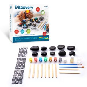 discovery kids solar system rock art studio, includes 8 metallic acrylic paints & 10 smooth river rocks, stem learning activity set, diy arts & crafts painting bundle, 35-piece, age 5+