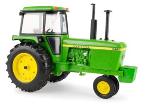 john deere 1/16 scale 4430 two cylinder club expo tractor ages 14+