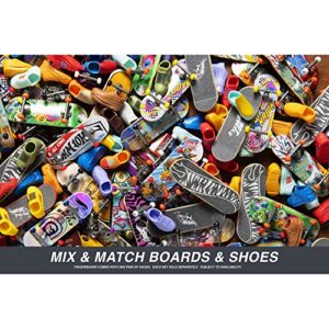 Hot Wheels Skate 2022 - Tricked Out 4 Pack - Exclusive Board and Shoes, Multicolor