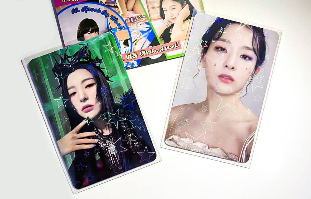 Baskiss 100 Packs Laser Star Photocard Sleeves Kpop 200 Microns Ultra Thick Sleeves Idol Photo Cards Protector Trading Cards Shield Cover (New Star-Shape Laser, Unsealable)