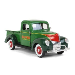 Spec Cast 1/24 1940 Ford Oliver Pickup Truck SCT915