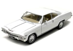 1965 chevy impala ss 396 white nex models 1/24 diecast model car by welly 22417w-wh