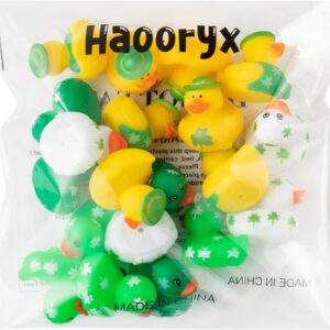 Haooryx 20Pcs St. Patrick's Day Rubber Duck Toys Novelty Squeeze Shamrock Duck Decor for Irish St. Patrick's Day Easter Day Party Favor Goodies Bag Fillers Kids Birthday School Prizes