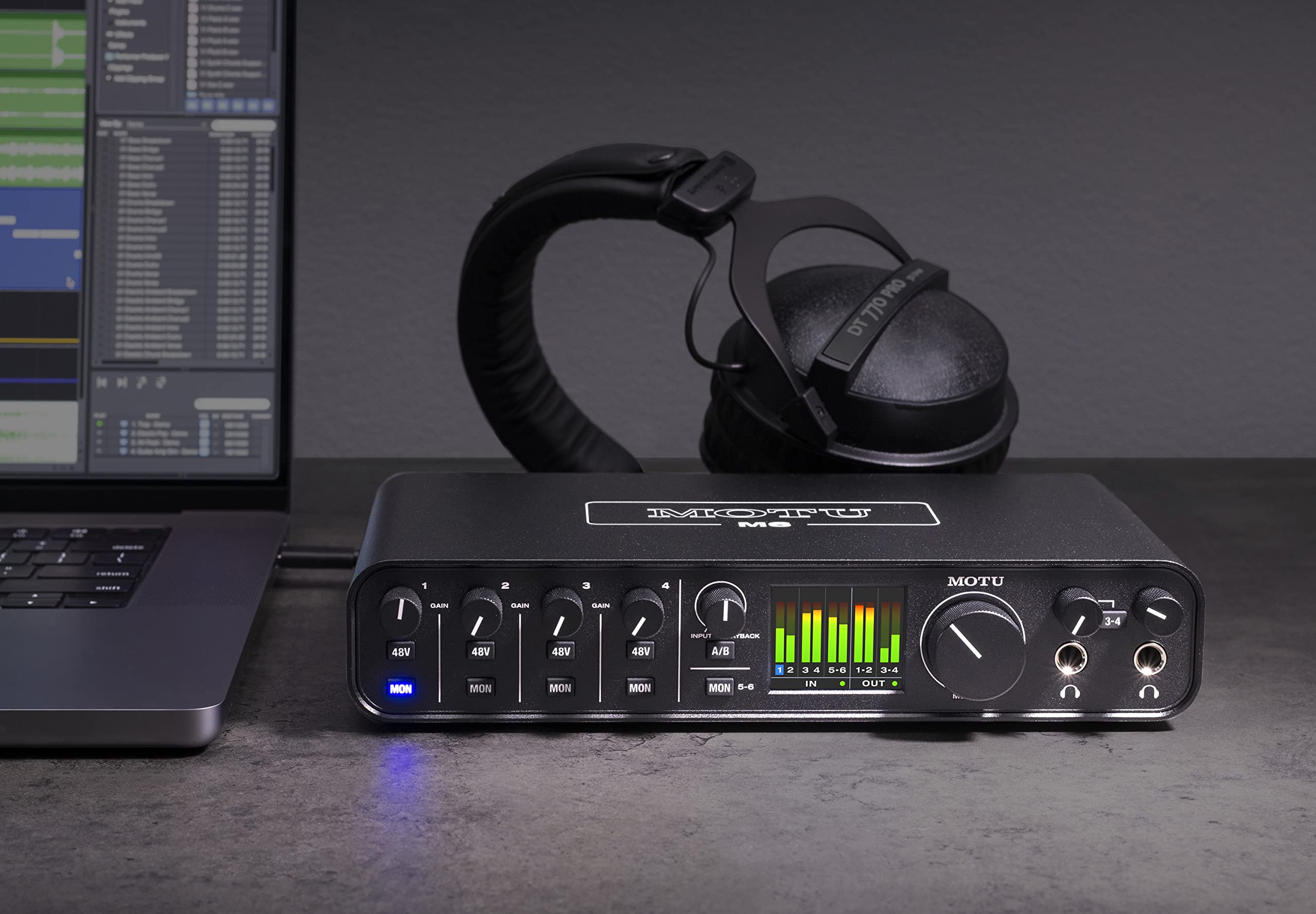 MOTU M6 6x4 USB-C Audio Interface with Studio-Quality Sound