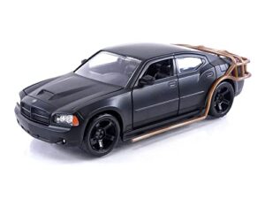 jada fast & furious 1:24 2006 dodge charger heist car die-cast car, toys for kids and adults