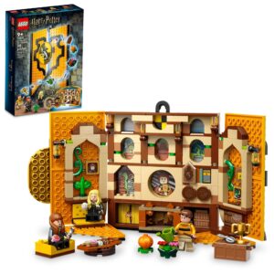 lego harry potter hufflepuff house banner 76412 hogwarts castle common room, wall decoration, building set with 3 minifigures and mandrake, collectible harry potter toy, gift idea for boys girls kids