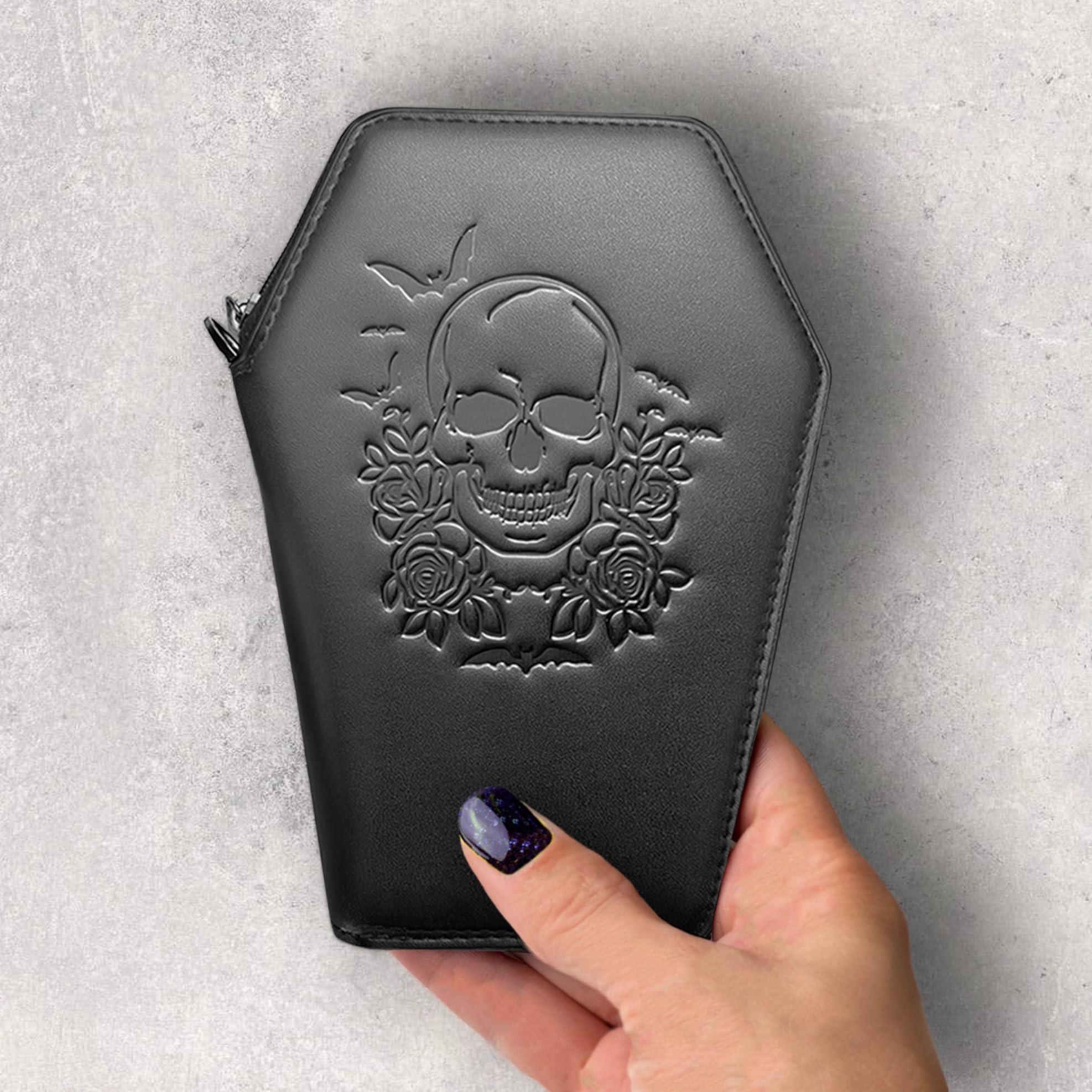 Lazy Skull Zip Around Coffin Wallet – Cute Witchy Wallet for Women with Skull and Bat Design– Goth Accessory Wallet – Horror Coffin Purse– Spooky Halloween Gothic Wallet with Wristlet Strap