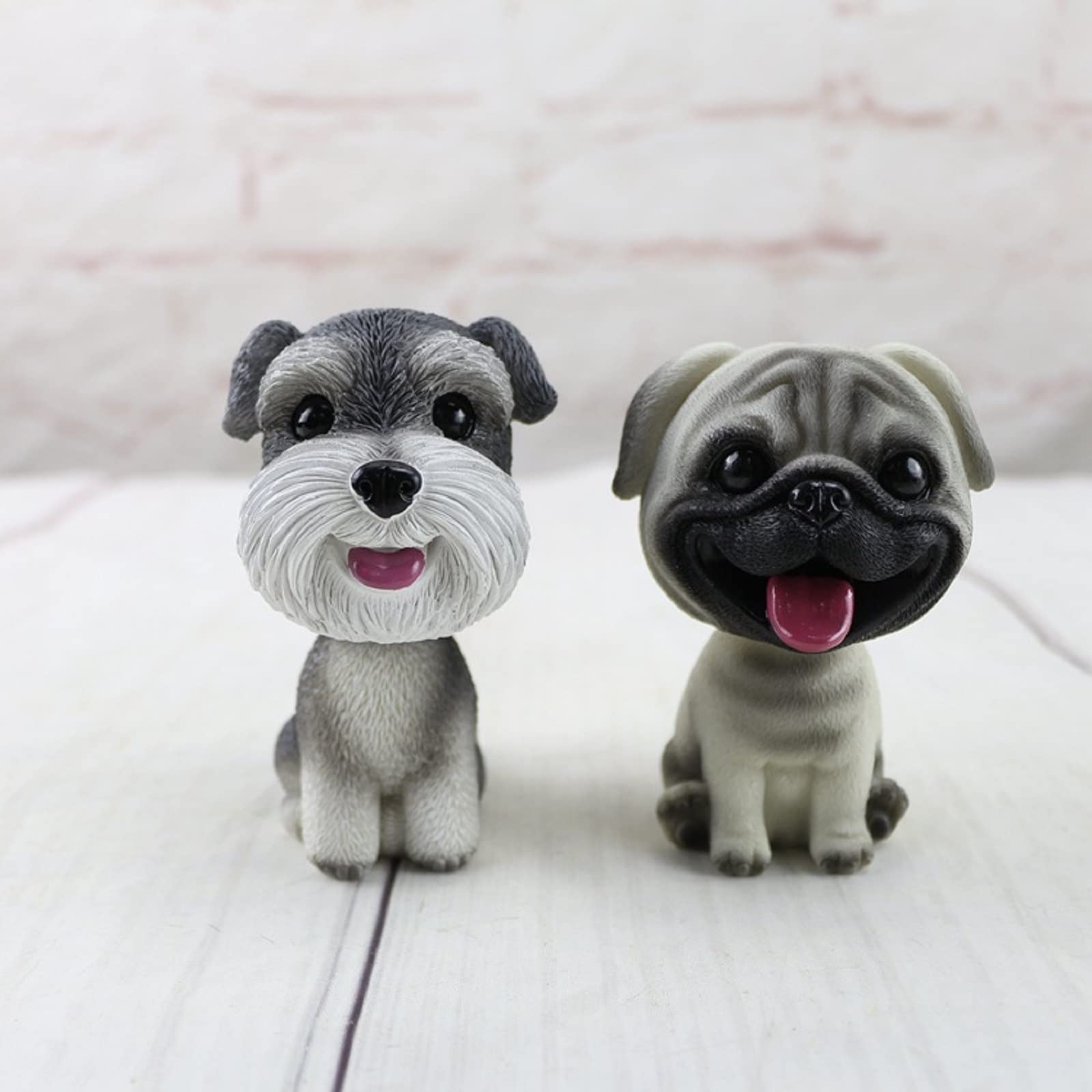 Pwenjofy Resin Bobbing Head Dog Figurines Mini Bobblehead Puppy for Home Office Desk Car Dashboards Decor Ornaments (Pug)