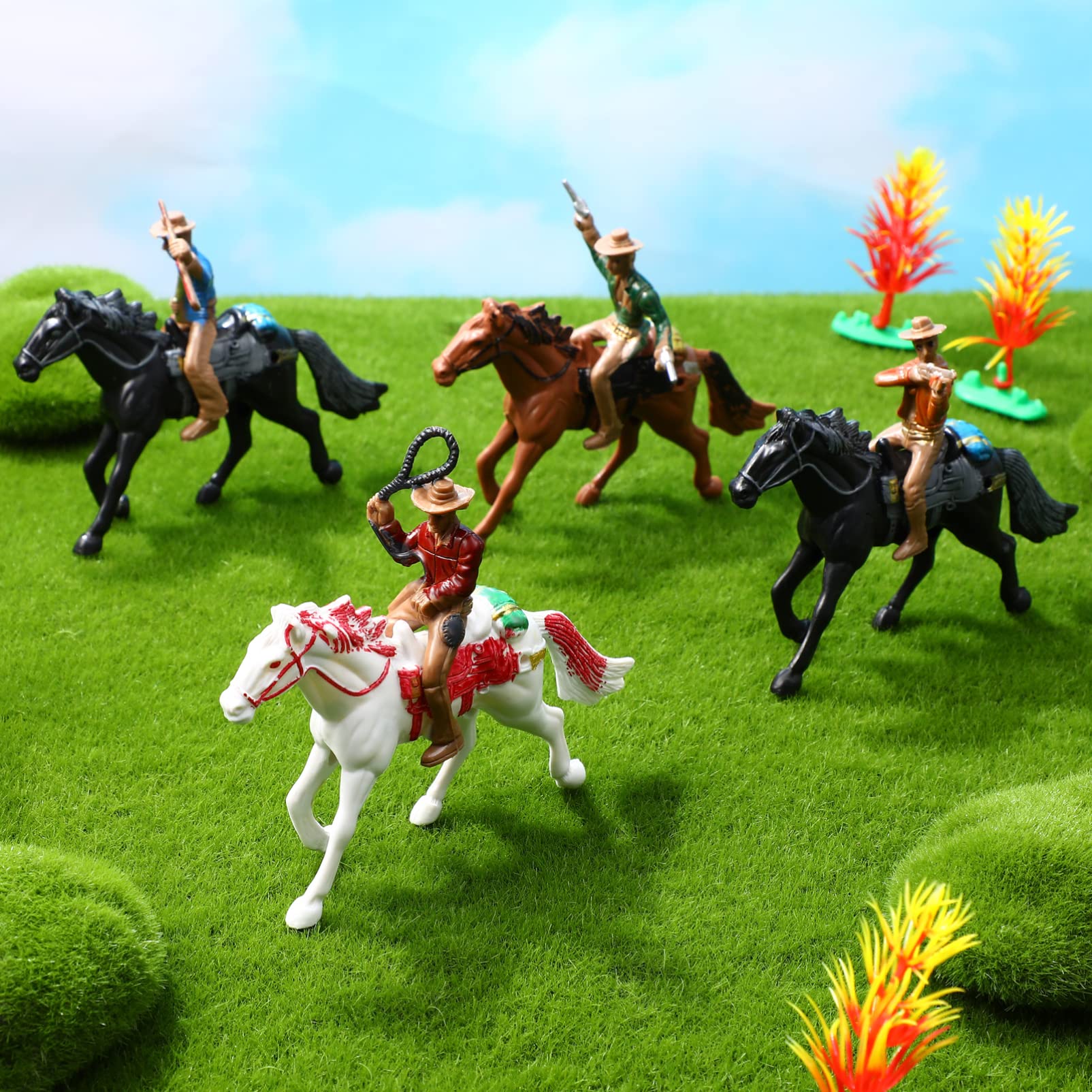 Toddmomy Riding Horse Figurine 4Pcs Action Figure Western Figurines Toys Horse Toys Plastic Horse with Rider for Kids Toddlers Farm Animal Collection