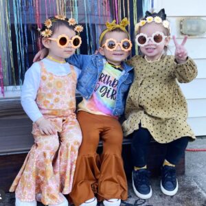 JeVenis Groovy Glasses For Kids Retro Flower Sunglasses Groovy Headbands Two Groovy Party Favors Supplies Daisy Hippie Boho Glasses Daisy Flower Crown