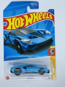 hot wheels - '17 ford gt - blue - hw turbo 9/10-157/250 - mint/nrmint ships bubble wrapped in a box