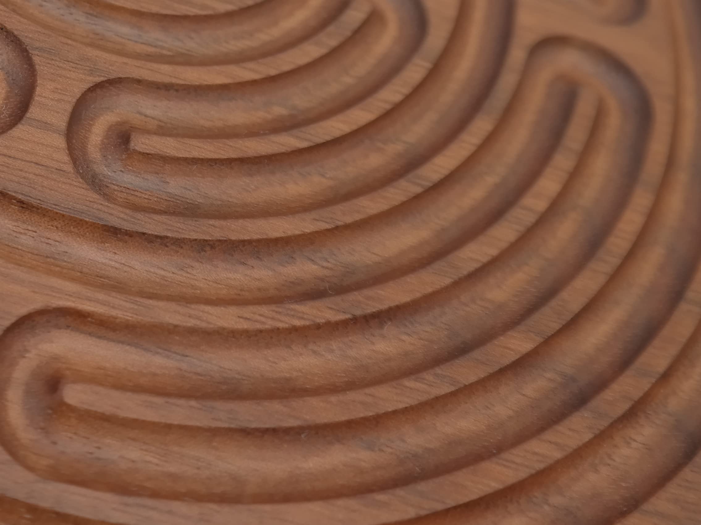 Chartres Labyrinth, Wooden Finger Labyrinth, Finger Labyrinth, Finger Labyrinth Wood, Meditation Corner, Wood Labyrinth, Breathing Tool (Walnut wood)