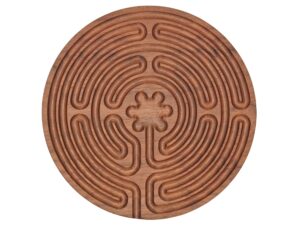 chartres labyrinth, wooden finger labyrinth, finger labyrinth, finger labyrinth wood, meditation corner, wood labyrinth, breathing tool (walnut wood)