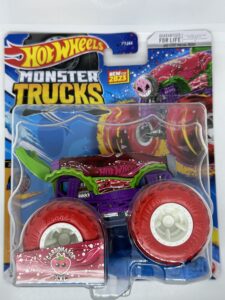 hot wheels monster trucks - carbonator xxl strawberry - 2023 case c / 3