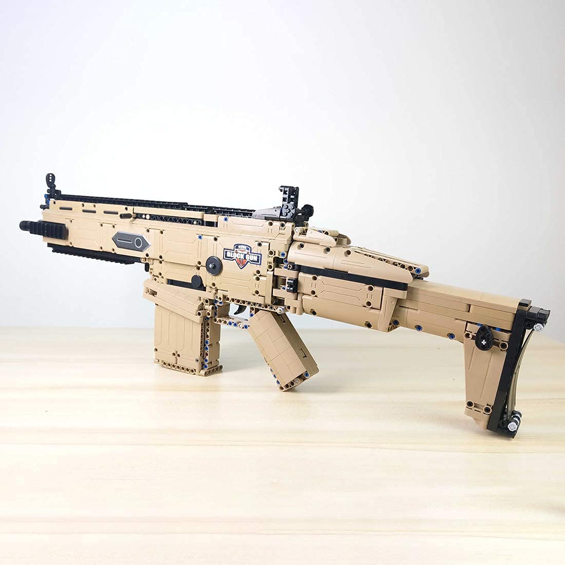 FULHOLPE Gun Building Block, 1406+Pcs Manually Loaded Shooting Blaster Model Kit with Motors, Motorized Military FN Scar 17S Assault Rifle Weapon Building Kit Compatible with Major Brands