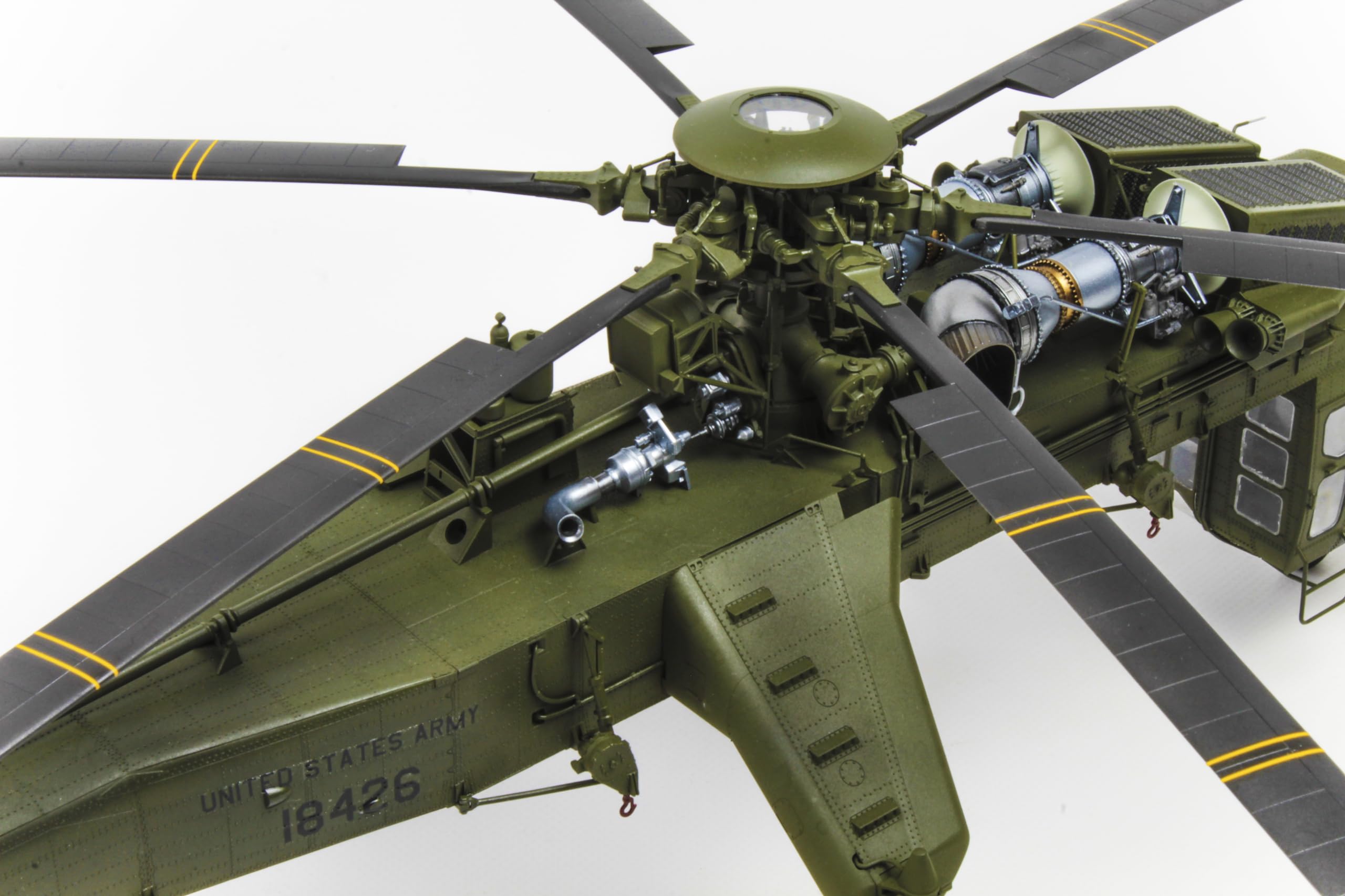 ICM 53054 — Sikorsky CH-54A Tarhe, US Military Heavy Helicopter Model Kit — Plastic Model Kit in 1:35 Scale — Highly-Detailed Replica of The Original Sikorsky CH-54A Tarhe