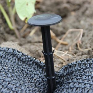 KINGLAKE 30 Pcs 4.3 inch Sturdy Plastic Stakes Anchors Rustproof for Holding Down Landscape Fabric Lawn Edging,Tents,Game Nets and Rain Tarps Black