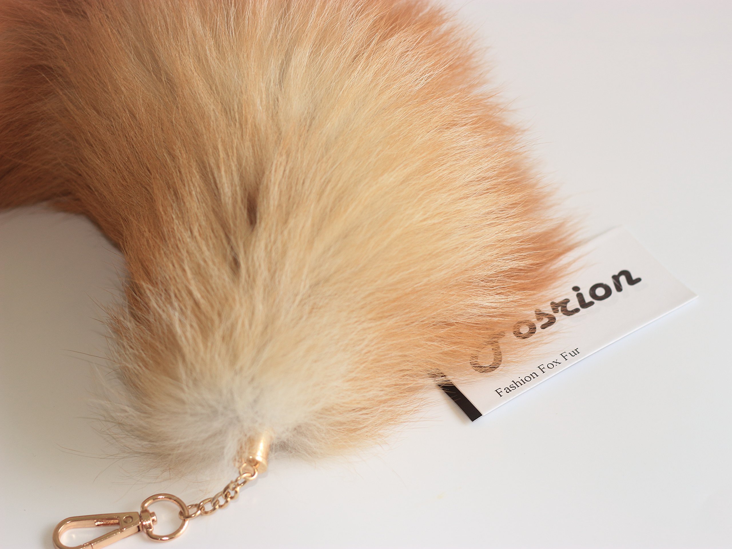 Golden Luxe: Genuine Silver Fox Tail Keychain Pendant in Rich Gold with White Tip – A Fashionable and Versatile Accessory