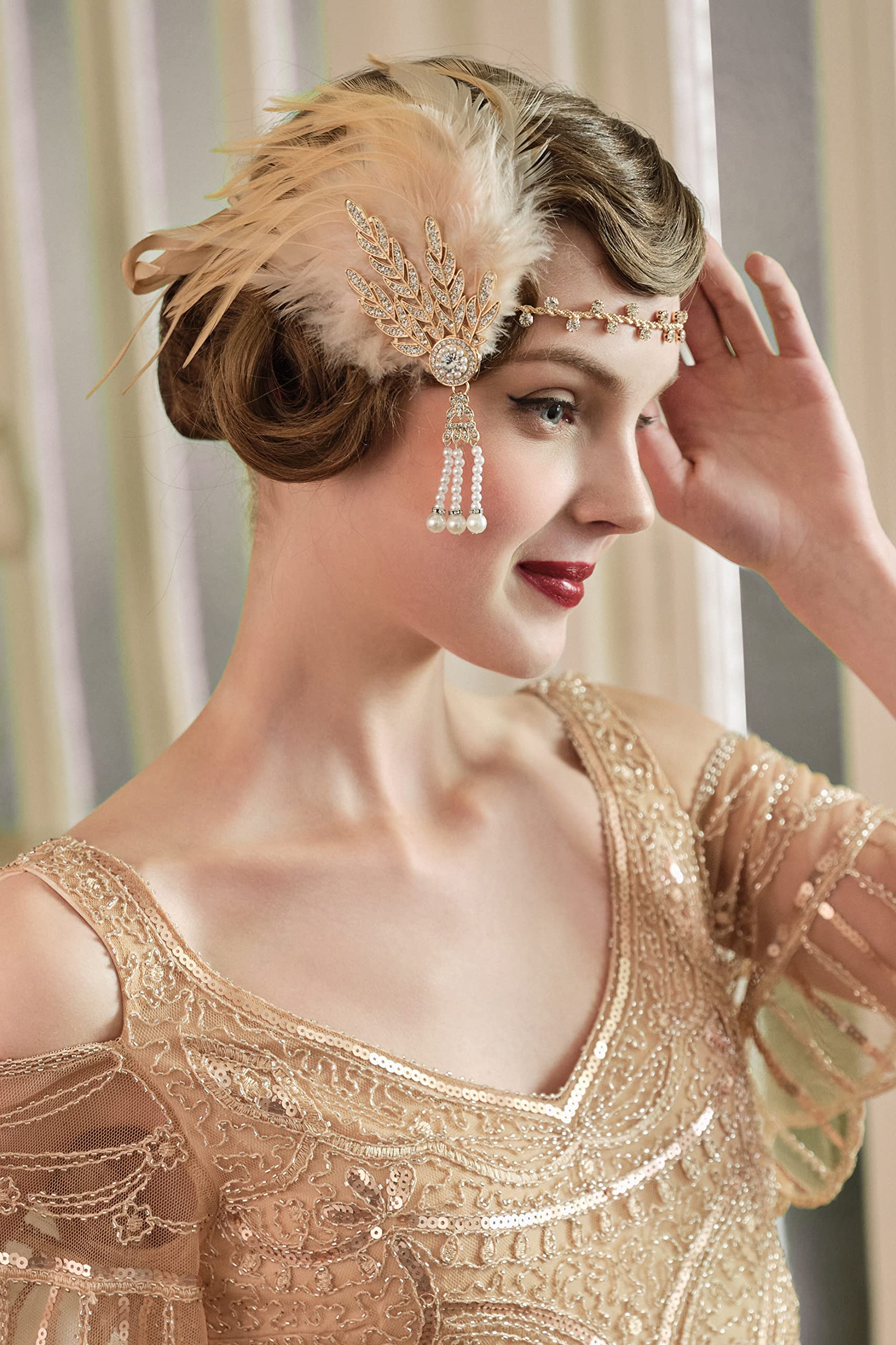 BABEYOND Art Deco 1920's Flapper Great Gatsby Inspired Leaf Medallion Pearl Headband Feather (Gold and Champagne Feather)