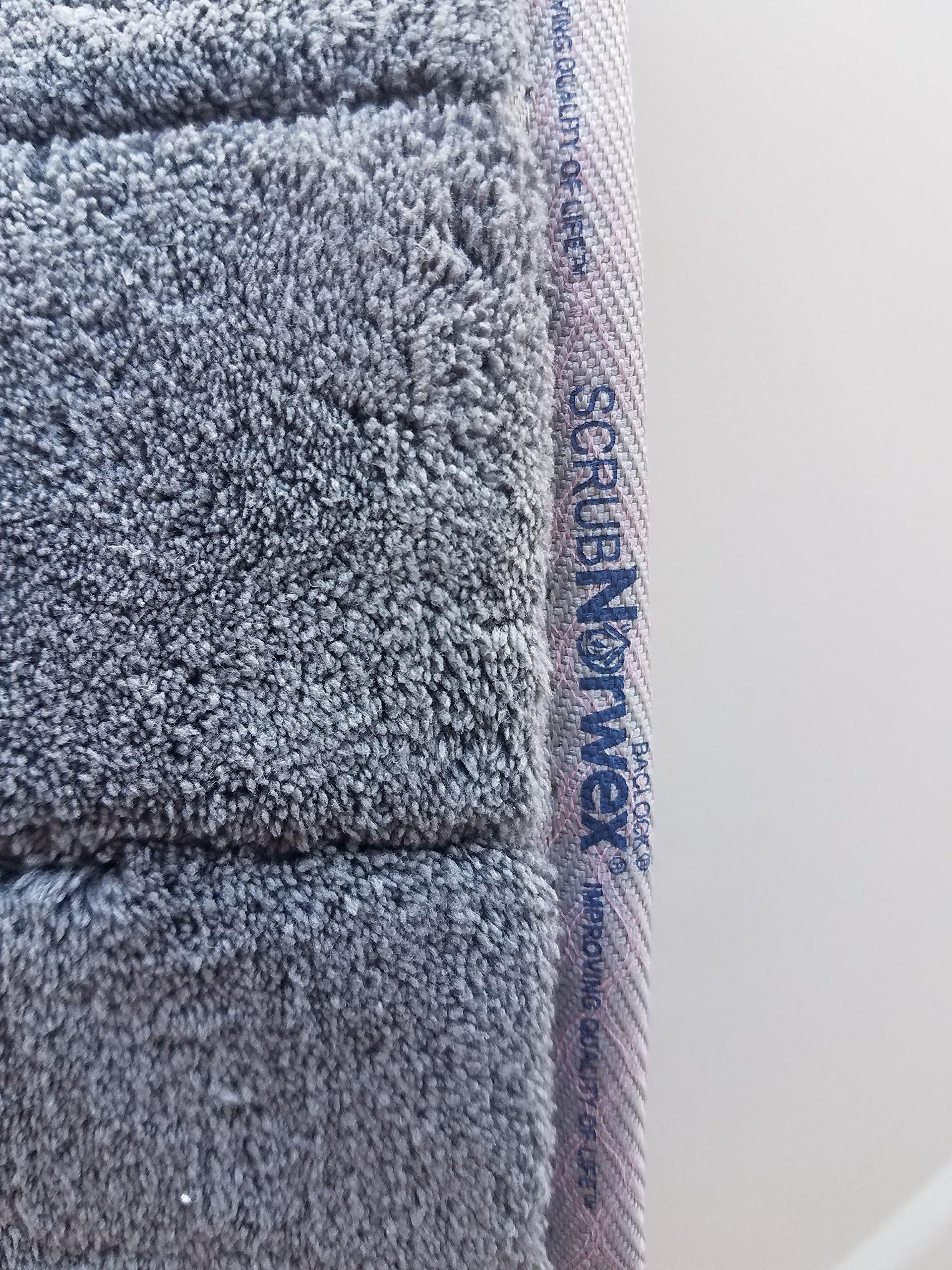 Norwex Graphite (Gray) Bathroom Scrub mitt.