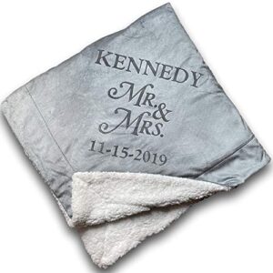 custom catch personalized unique wedding couple gifts - anniversary, engagement gift blanket (mr & mrs)