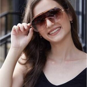 FEISEDY Sunglasses Women Oversized One Piece Frame UV400 Sun Glasses Trendy Retro Shades B2580