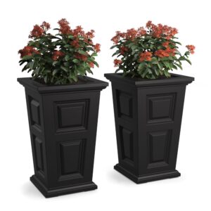 mayne wyndham 24in tall planter - 2 pack - black - built-in water reservoir (7829-b)