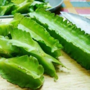 100 Winged Bean Seeds - Đậu Rồng - Aka. Dragon Bean, Four Angled Bean, Cigarillas, Goa Bean, Manila Bean, Princess Bean - Non GMO, Untreated, Heirloom DIY Plant Seedling Garden