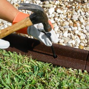 EcoBorder Brown Recycled Rubber 4ft Lawn Edging (6pc Box)