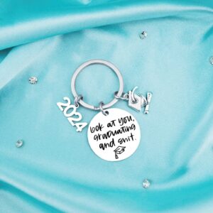 Graduation Gifts for Her Him Student Boys Girls Senior Masters Degree Cool Graduation Gifts Keychain for Class Of 2024 Gifts University College Middle High School Graduate Souvenir for Son Daughter