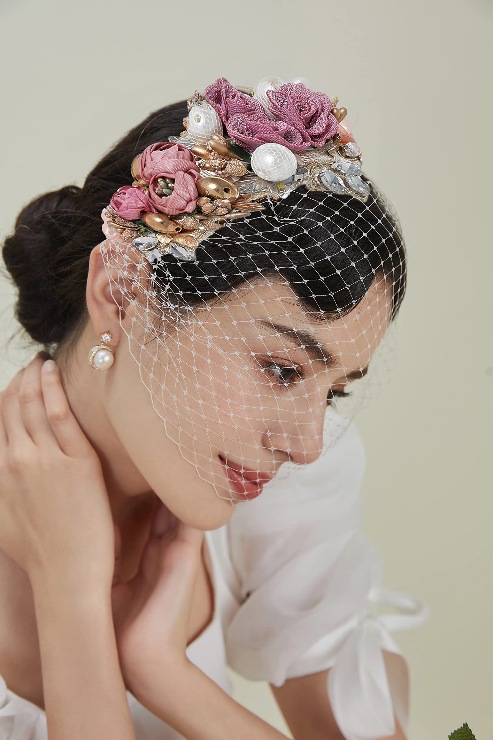 BABEYOND 1920s Fascinator Mesh Flower Pearl Veil Headband Bridal Wedding Tea Party Fascinator Veil for Women