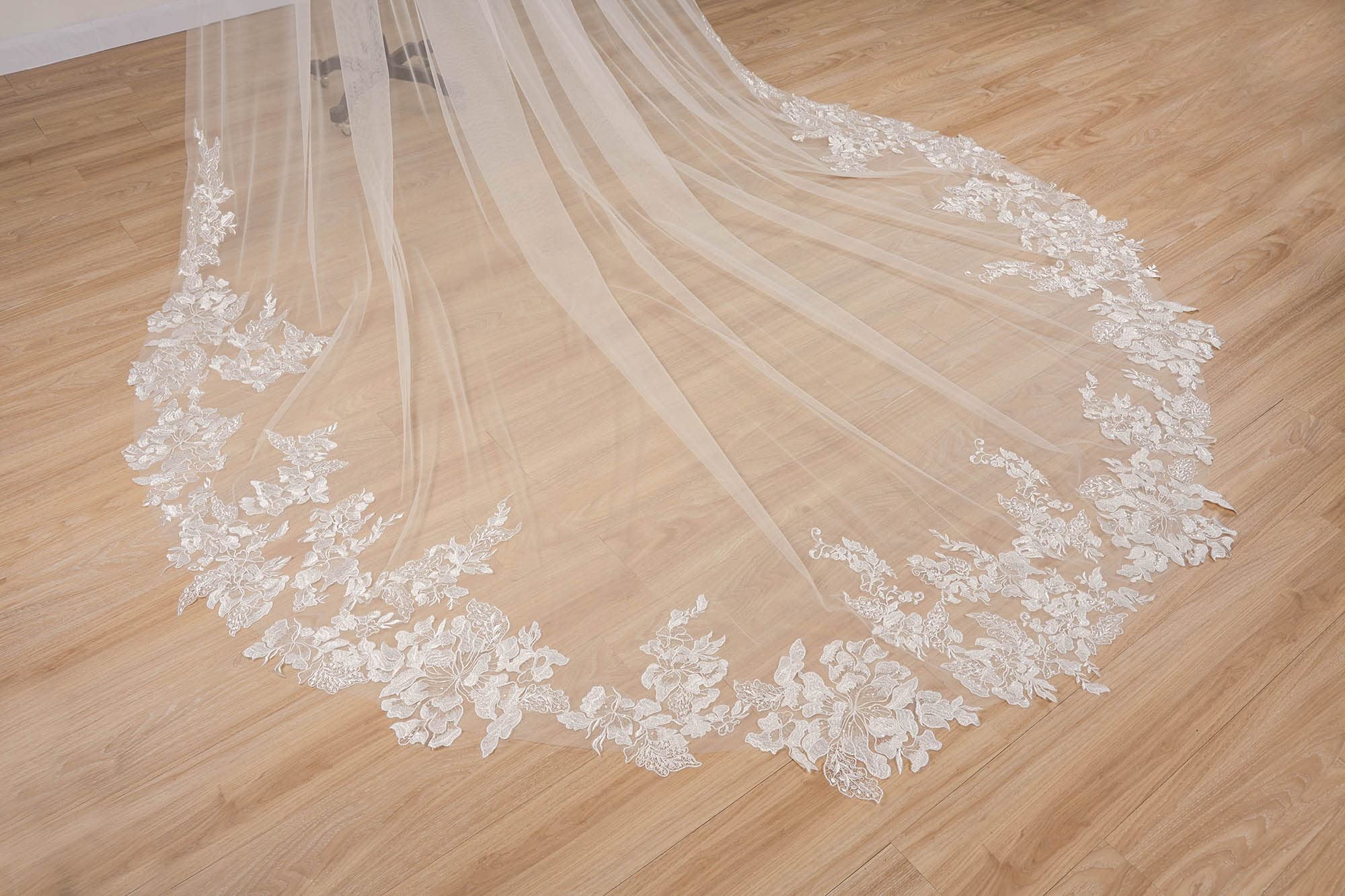 ELAWBTY 1 T Floral Lace 3 4 5 M Long Wedding Bridal Veil F22 Ivory