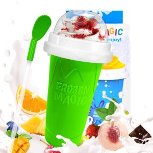 Slushy Maker Cup, DIY Magic Slushy Maker Squeeze Cup, Portable Smoothie Squeeze Cup for Juices, Milk and Ice Cream Make, Double Layers Silica Cup with Lid & Straw for Kids, Friends, Family (Green)1