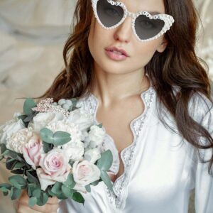 Bachelorette Party Bride Sunglasses, Heart Shaped Pearl Glasses for Women Kids Bridesmaid Bride to Be Party Gift Supplies