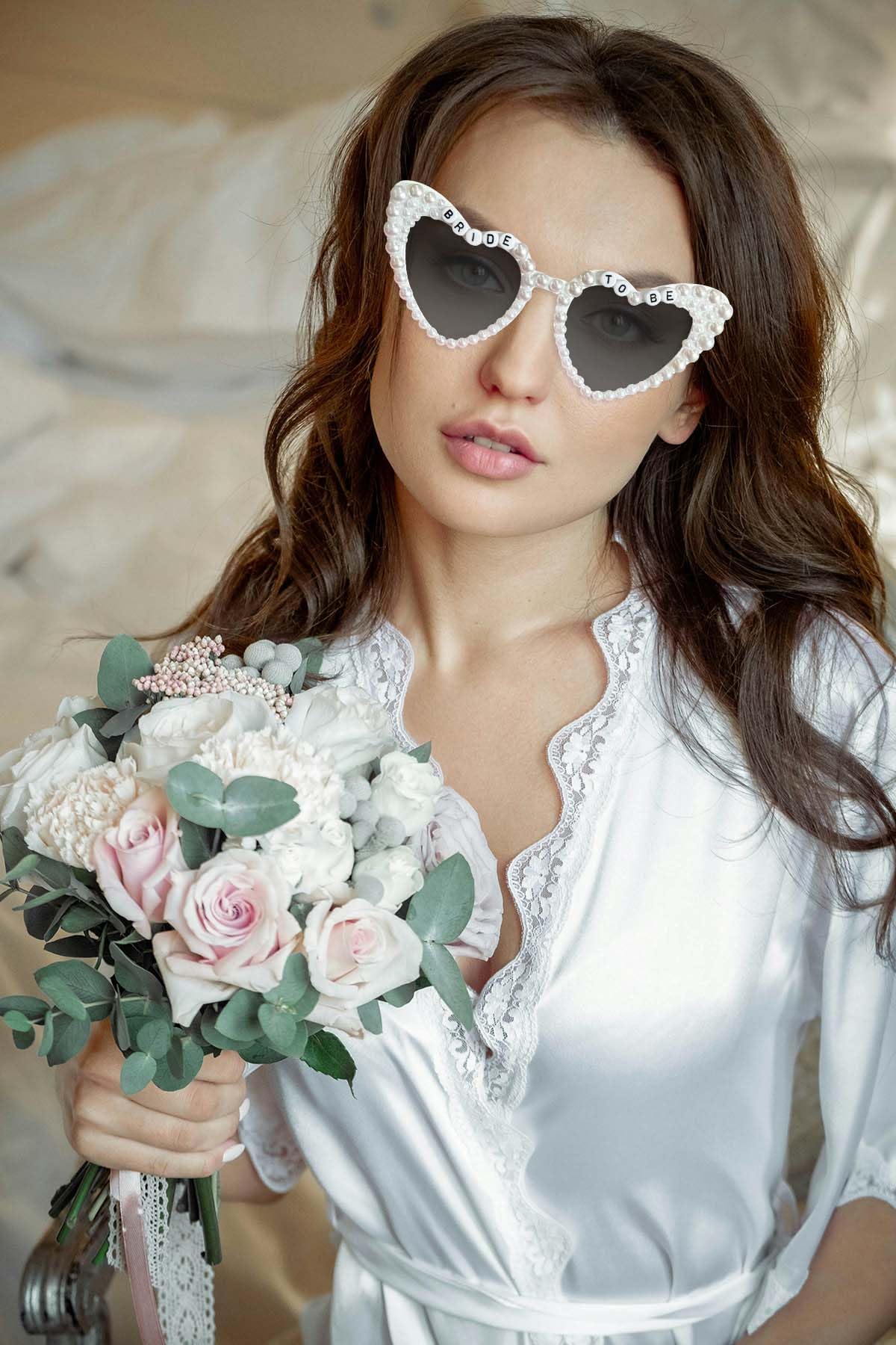 Bachelorette Party Bride Sunglasses, Heart Shaped Pearl Glasses for Women Kids Bridesmaid Bride to Be Party Gift Supplies