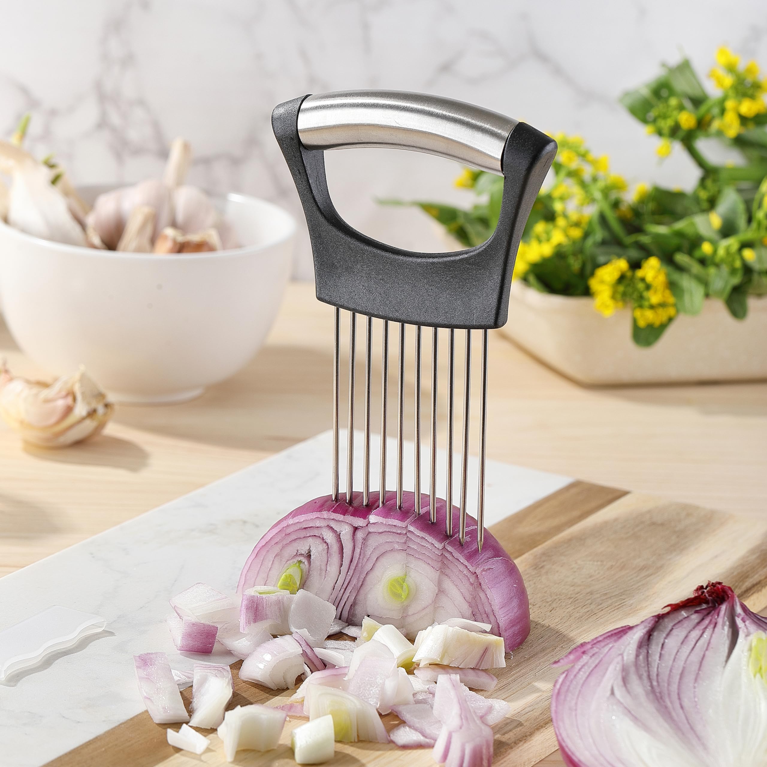 Onion Slicer, Mumulo Stainless Steel Onion Cutter for Slicing and Storage Onions, Tomato, Eggs and Vegetables, Protective Cover Included, Dishwasher Safe (Black)