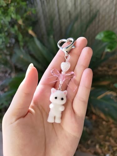 Agromusk Cute Cat Keychain,Fuzzy Kitty Cat Decor Gifts for Cat Lovers Girlfriend Y2K Heart Bow Ornament Pendent Women Girls Kawaii Cat Charms for Bags Backpack Wallet