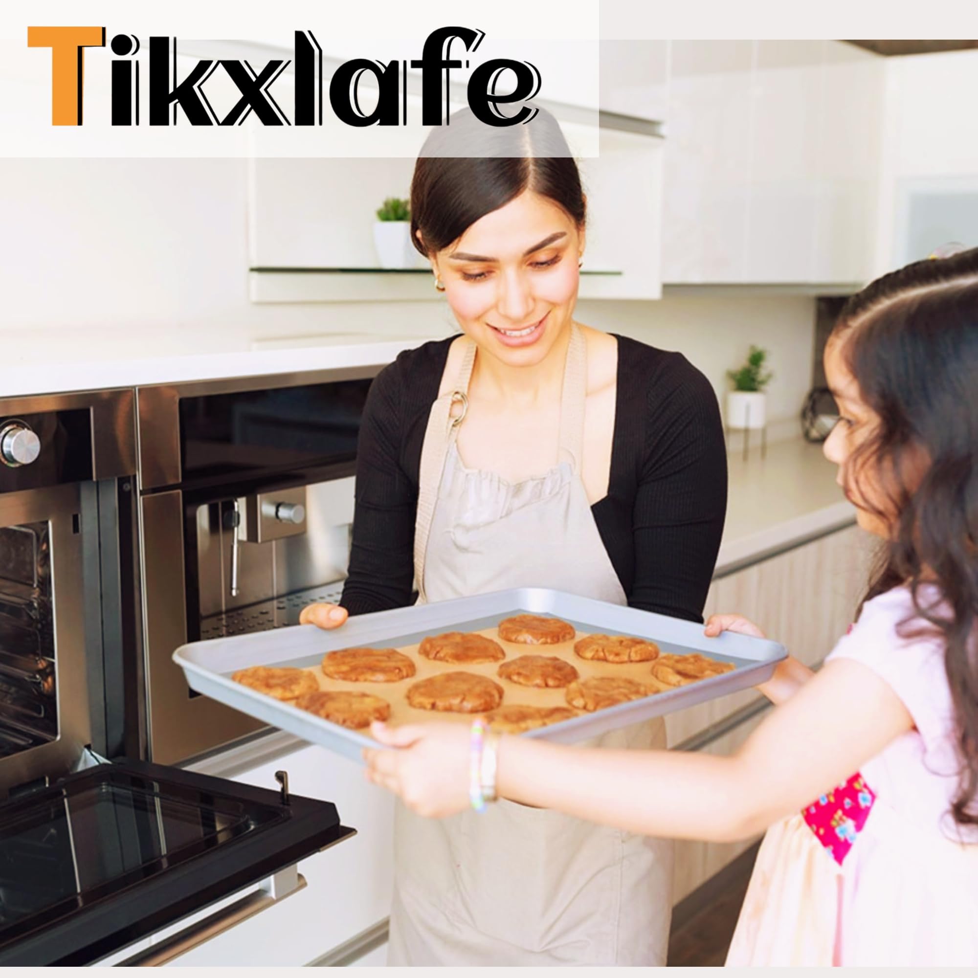 Tikxlafe 200 Pcs Parchment Paper Baking Sheets, 8"x8" Precut Non-Stick Baking Parchment Paper Sheets Bun Sheet Pan Liners.Baking Grilling Air Fryer Steaming Bread Cup Cake Cookie (Brown-8"x8")