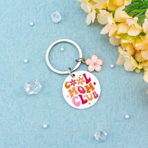 igvean Mothers Day Mom Gifts Cool Moms Club Keychain Funny Gifts for Mom from Daughter Son Kids Unique Birthday Christmas Gifts for New Mom Pregnant Mom Gifts For Women