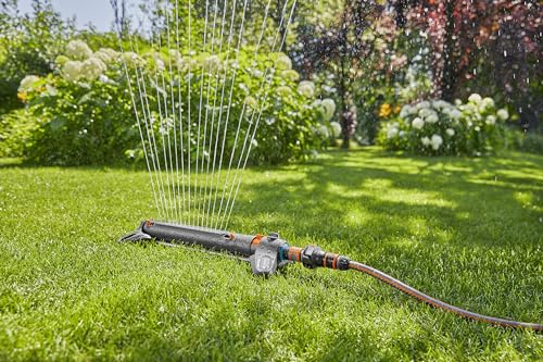 Gardena AquaZoom 18714 Fully Adjustable Oscillating Sprinkler, for Flexible, Leak Proof and Precise Watering, Up to 3800 sq. feet (350 sq. Meters), Made in Germany, 5 Year Warranty.